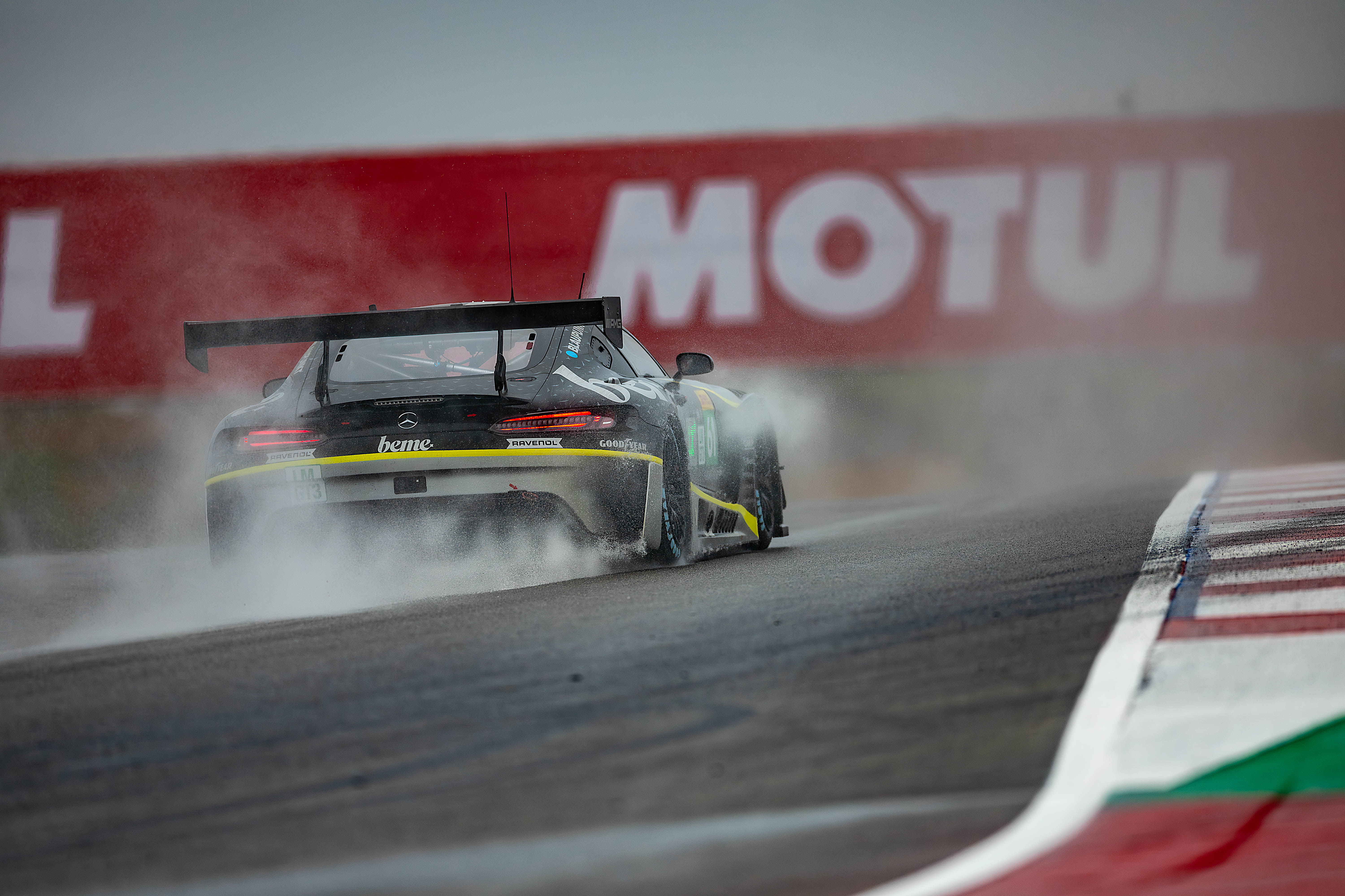 IRON LYNX CLAIMS POINTS FINISH IN LONE STAR LE MANS RACE - Iron Lynx